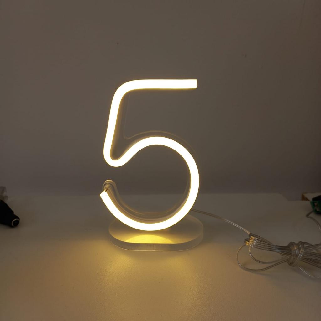 MINI LED DE MESA NUMERO 5