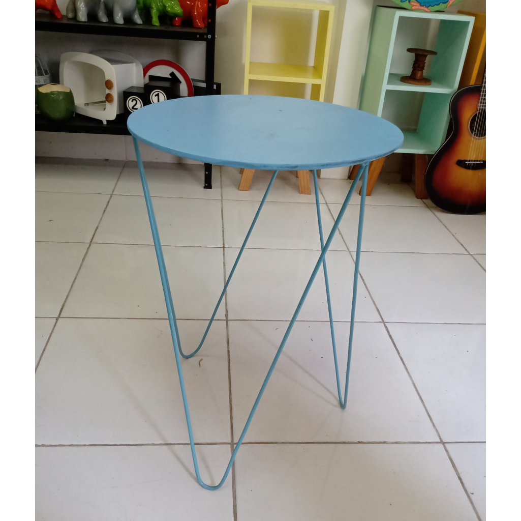 MESA DE FERRO AZUL CLARO