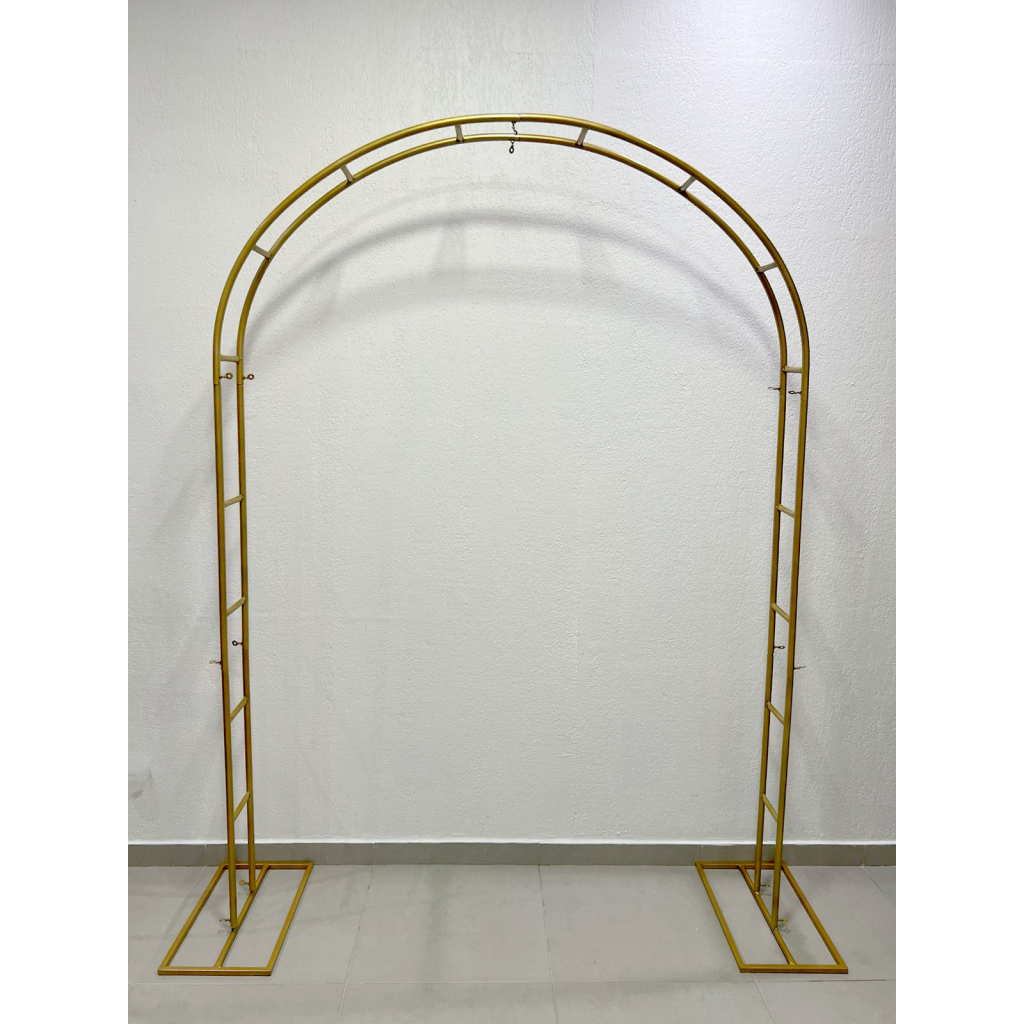 Painel Vazado Arco Metal Dourado Romano 1.85m (L) x 2.2m (A ...