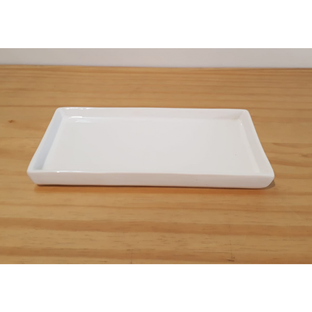 Bandeja Branco Retangular com Bordas Altas sem Pés Silveira