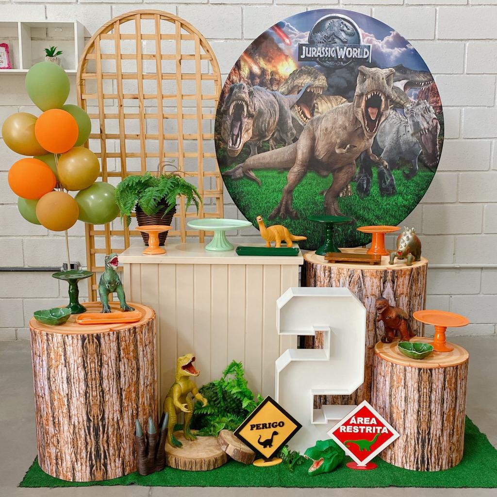 KIT DINOSSAURO JURASSIC TRIO DE CILINDRO COM BALCÃO