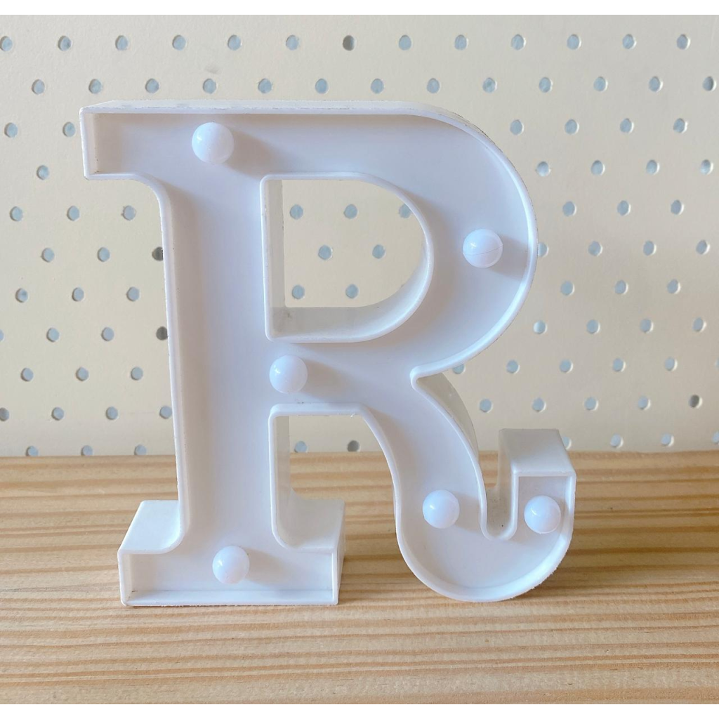 LETRA R LED 16 cm de mesa