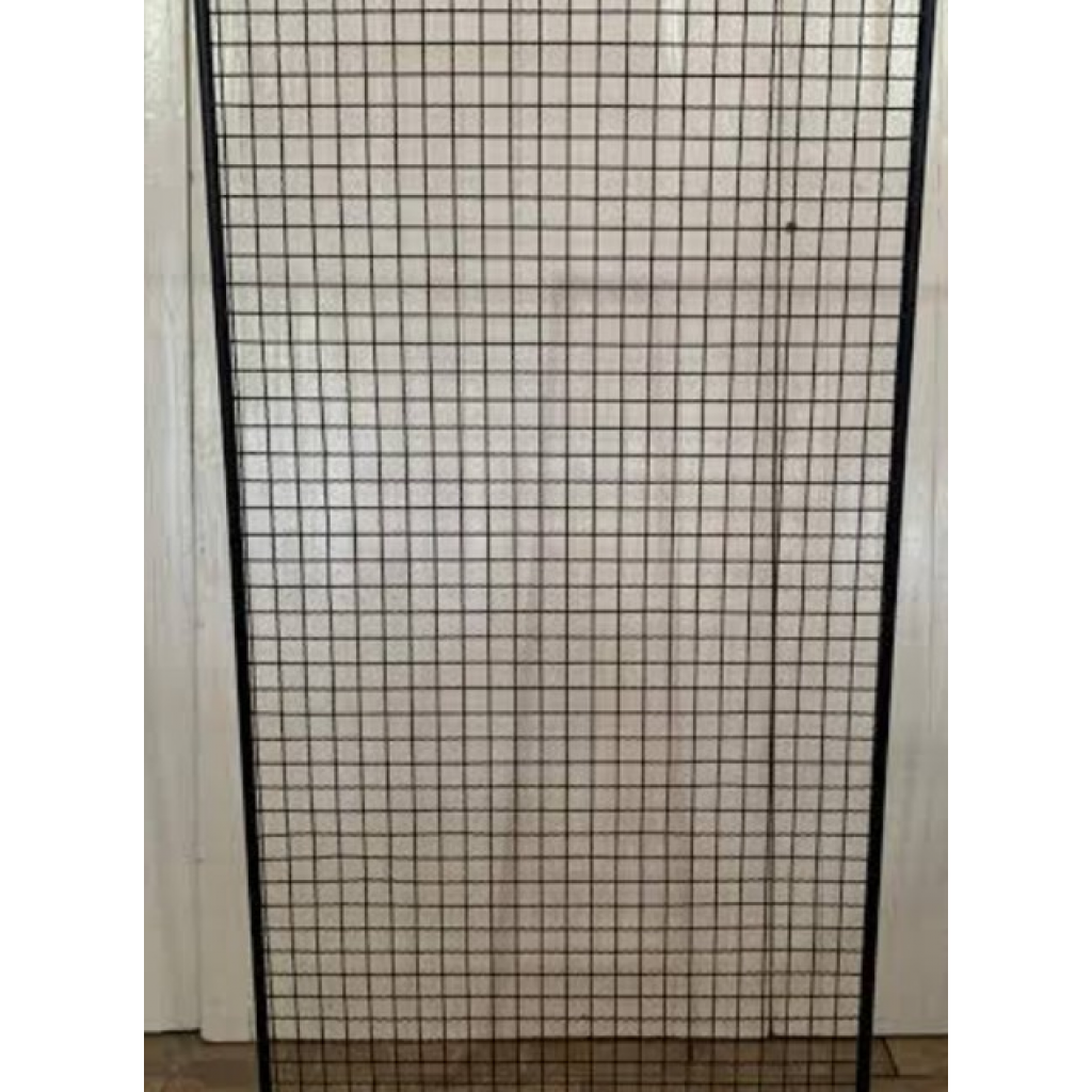 Painel Ferro Telado Preto