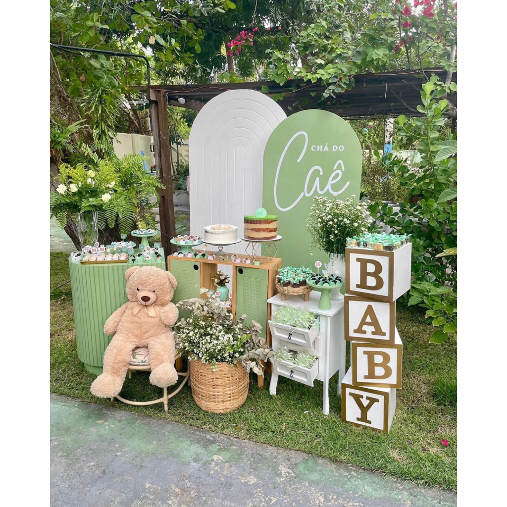 KIT CHÁ DE BABY VERDE OLIVA COM BRANCO (BANCO URSO NÃO INCLUSO)